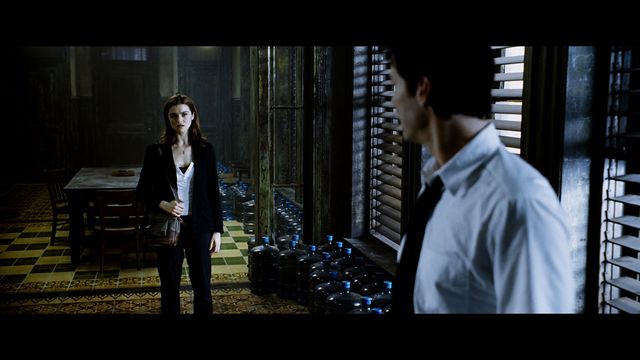 Constantine - 4K UHD Blu-ray Screenshots