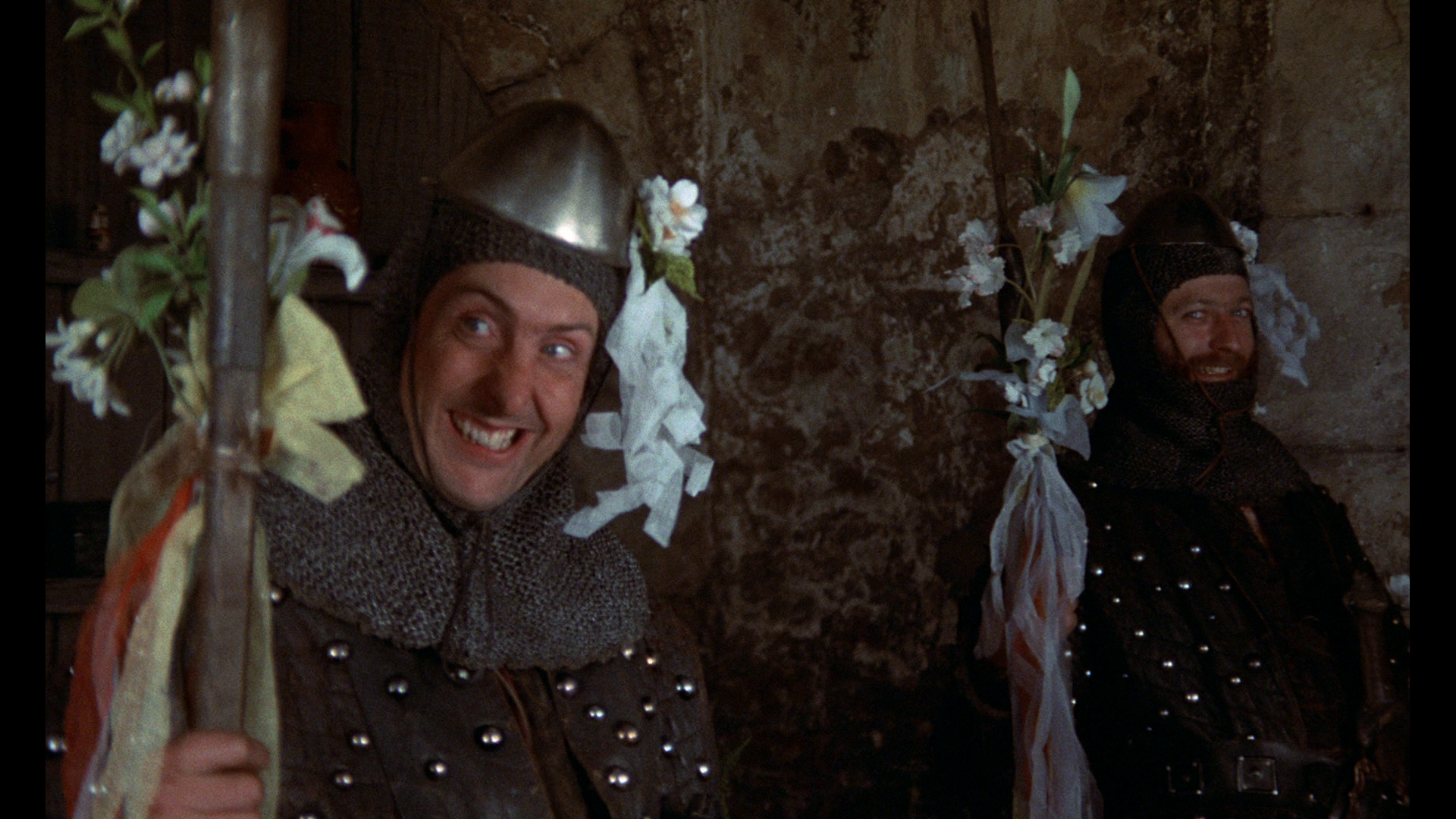 Monty Python and the Holy Grail - 4K UHD Blu-ray SteelBook Screenshots